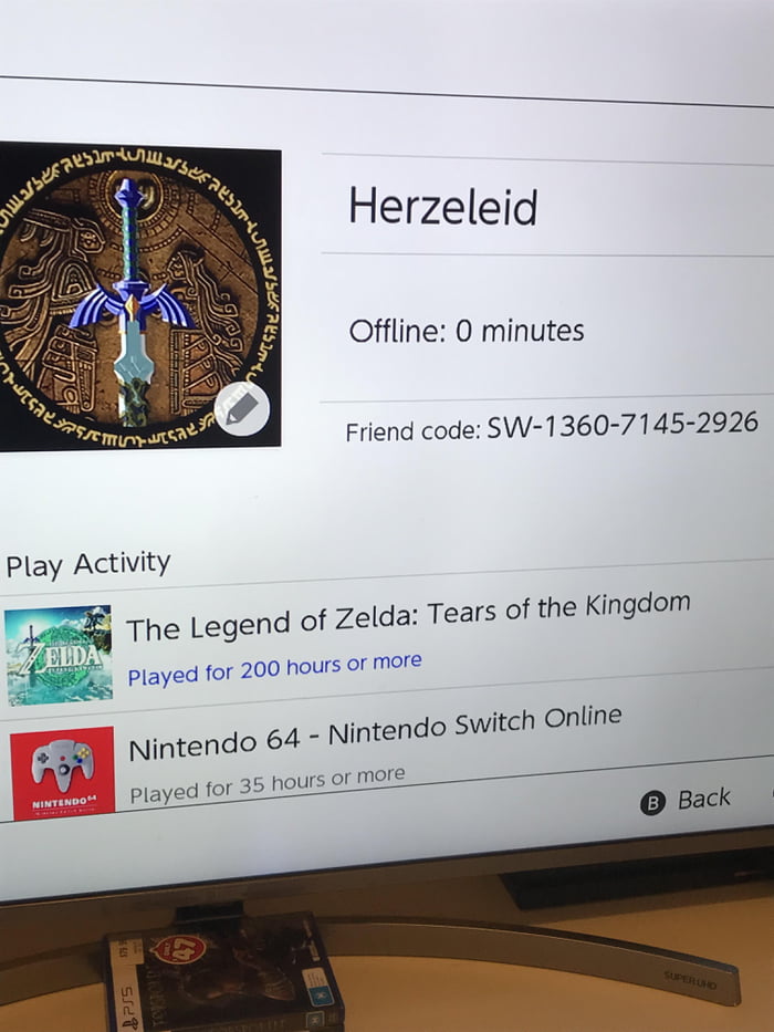 Reached 200 hours game time! - 9GAG