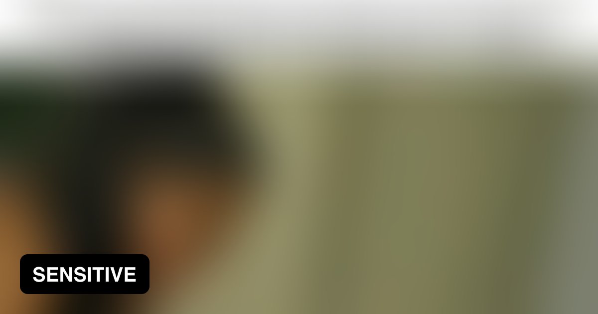 Poor cat has never been that disappointed - 9GAG