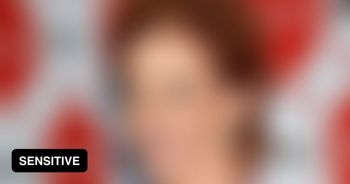 Sexy Lauren Holly - 9GAG