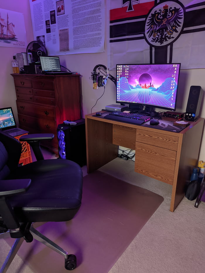 My Setup, yes I know Jesus built my desk in the stone age. - 9GAG