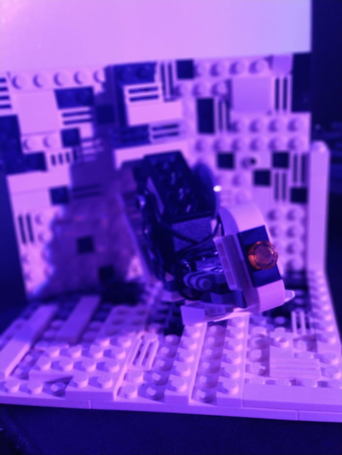 GLaDOS and Aperture Science testing facility - 9GAG