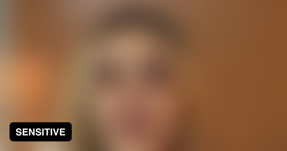 Showing her thong - 9GAG