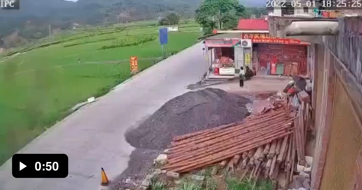 Completely normal phenomenon - 9GAG