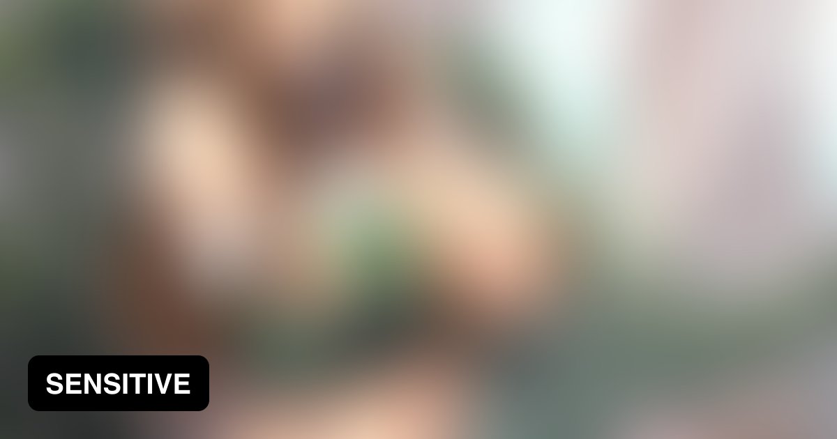 Thicc thighs with a side of elf - 9GAG