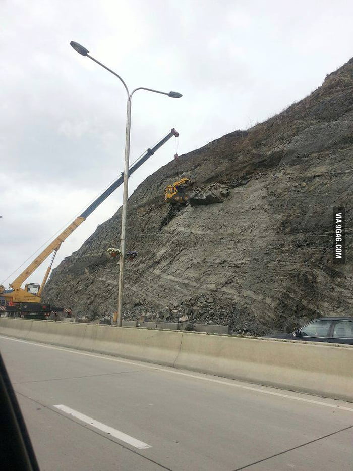 Meanwhile In Georgia - 9GAG