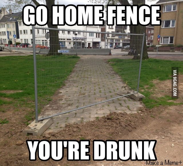 Most useless fence ever - 9GAG