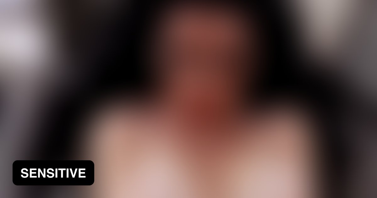 All mighty titty - 9GAG