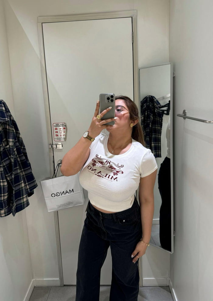Mirror Selfie 9gag