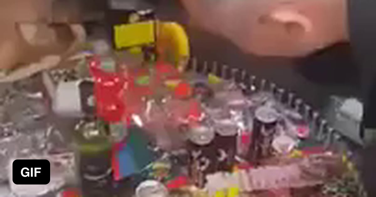 Balkan Claw Machine - 9GAG