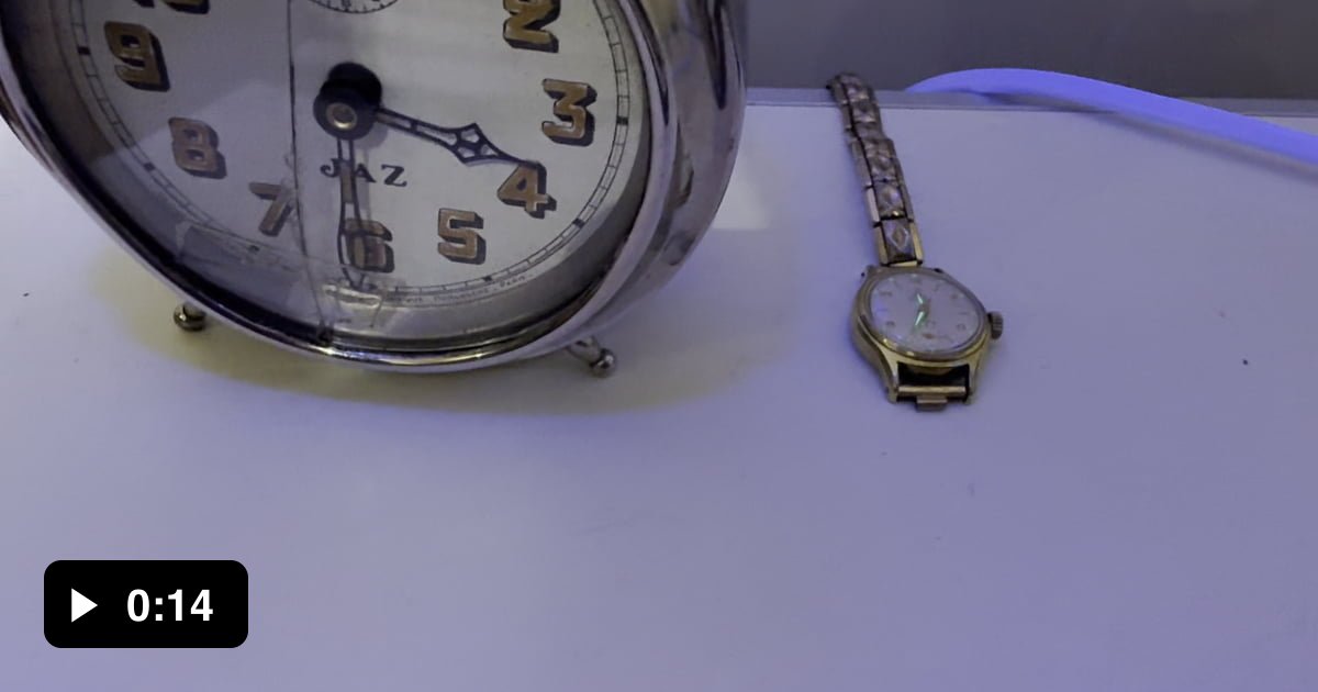Just a normal vintage alarm clock. - 9GAG