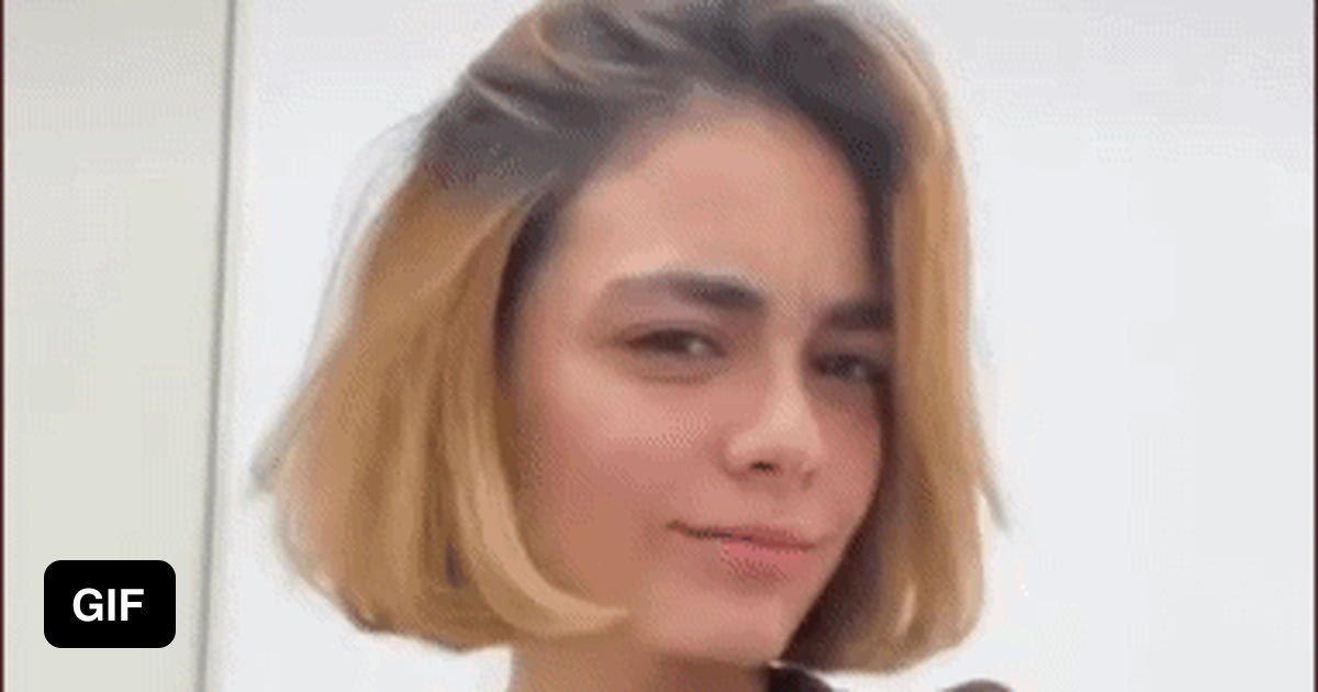 Buttons strained - 9GAG