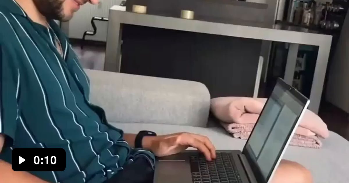 The perfect mouse pad - 9GAG