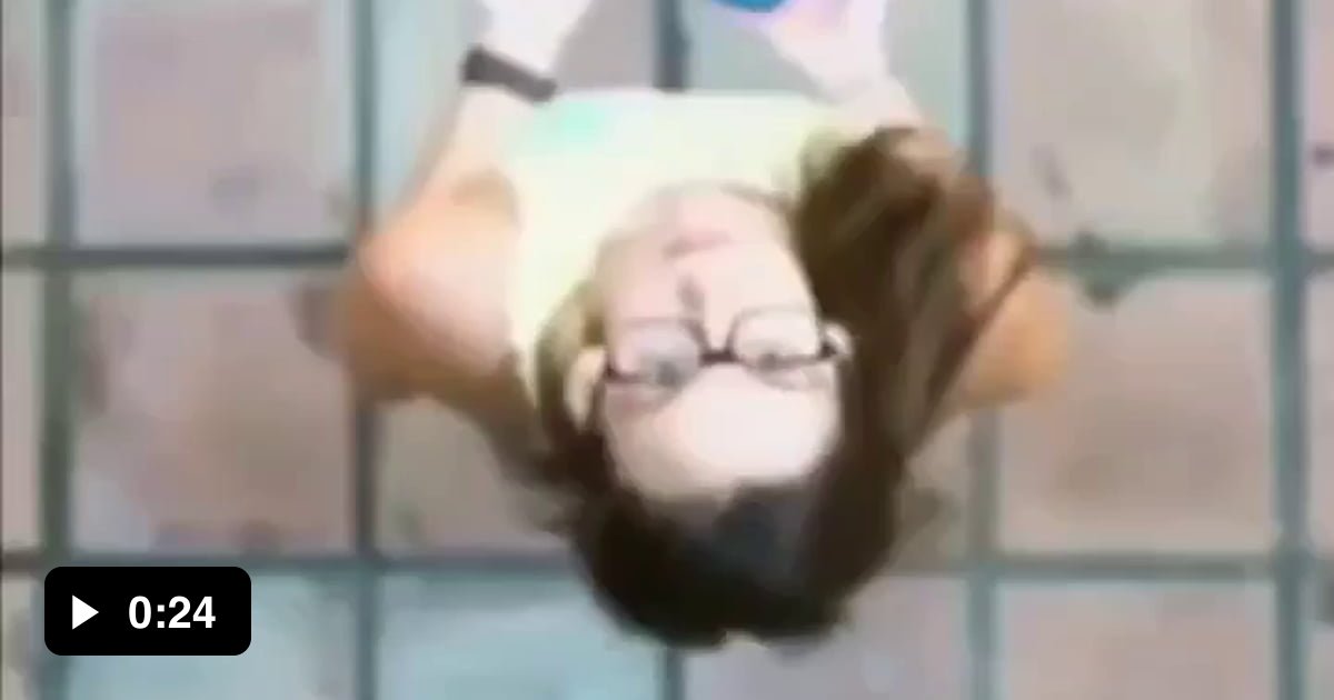 Jiggling in slow-mo, in a different perspective - 9GAG