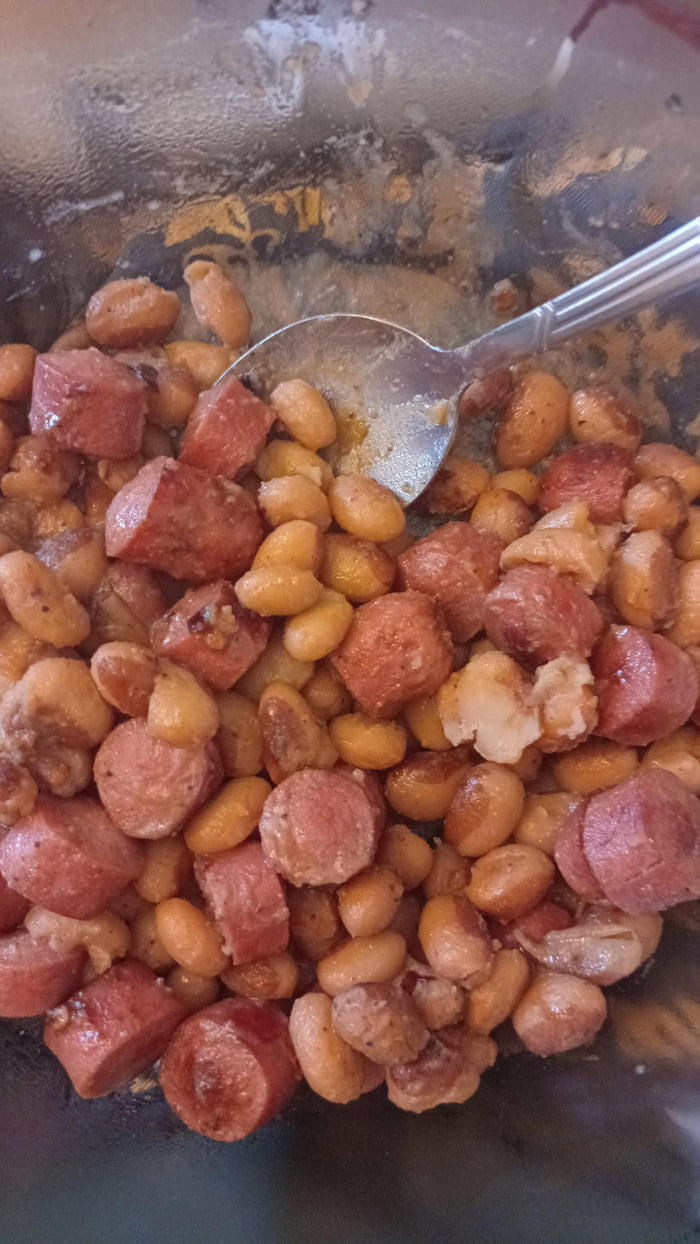 Fried hotdogs and yellow eyed beans - 9GAG