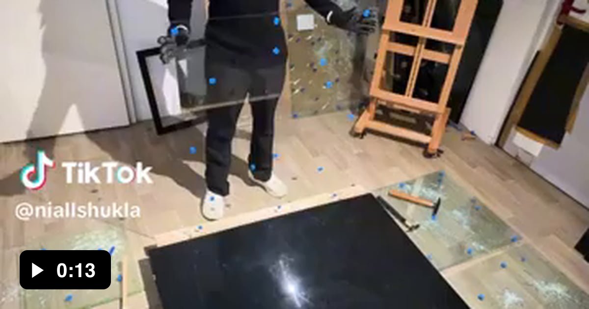 This is a truly unique way to create art - 9GAG