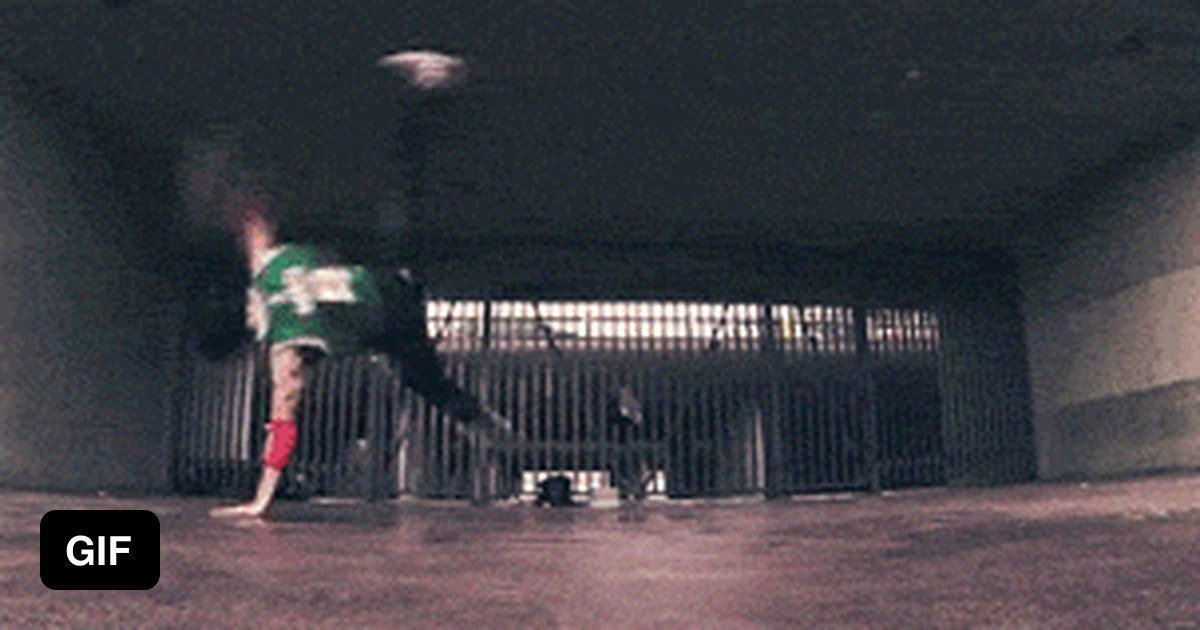 Incredible Breakdancing - 9GAG