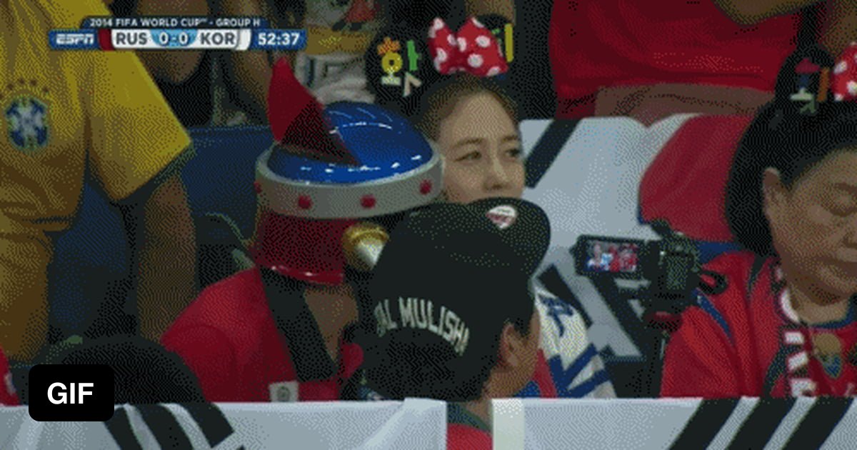 Sir. Sir. Sir. SIR. Excuse me. Your team is playing right now. - 9GAG