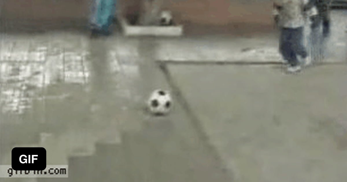 Soccer prank - 9GAG