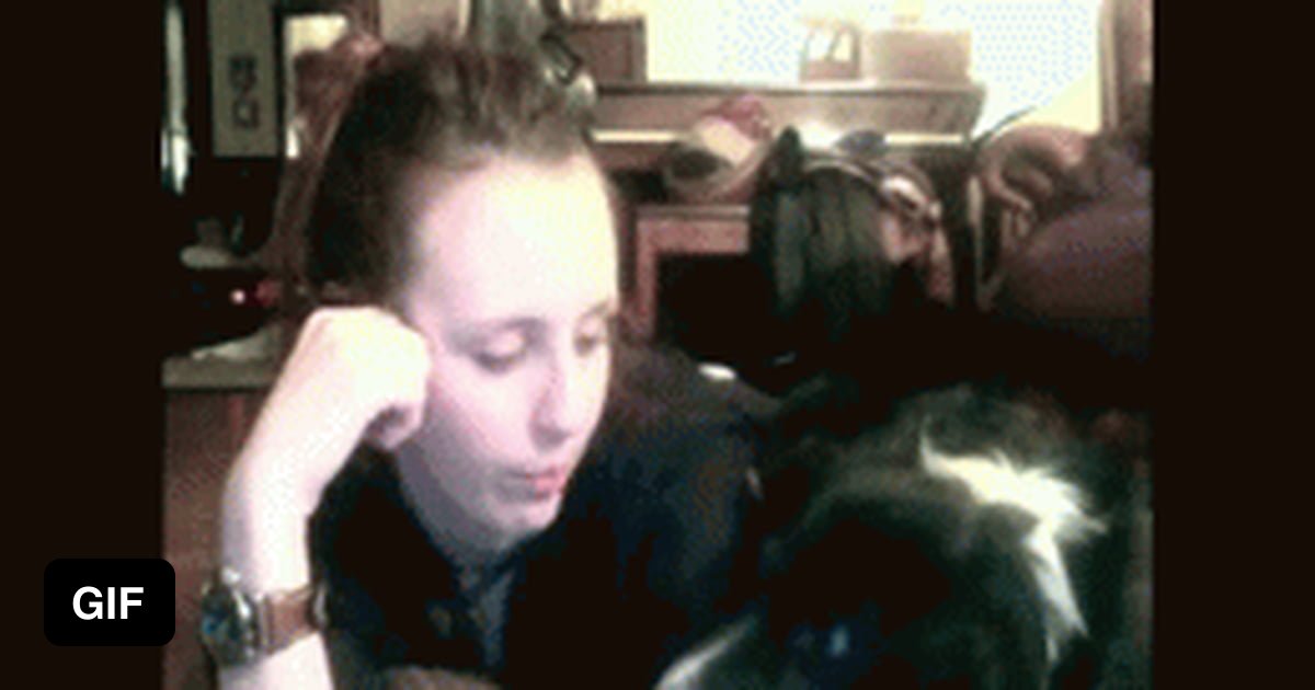 Now that's a "b*tch slap" - 9GAG