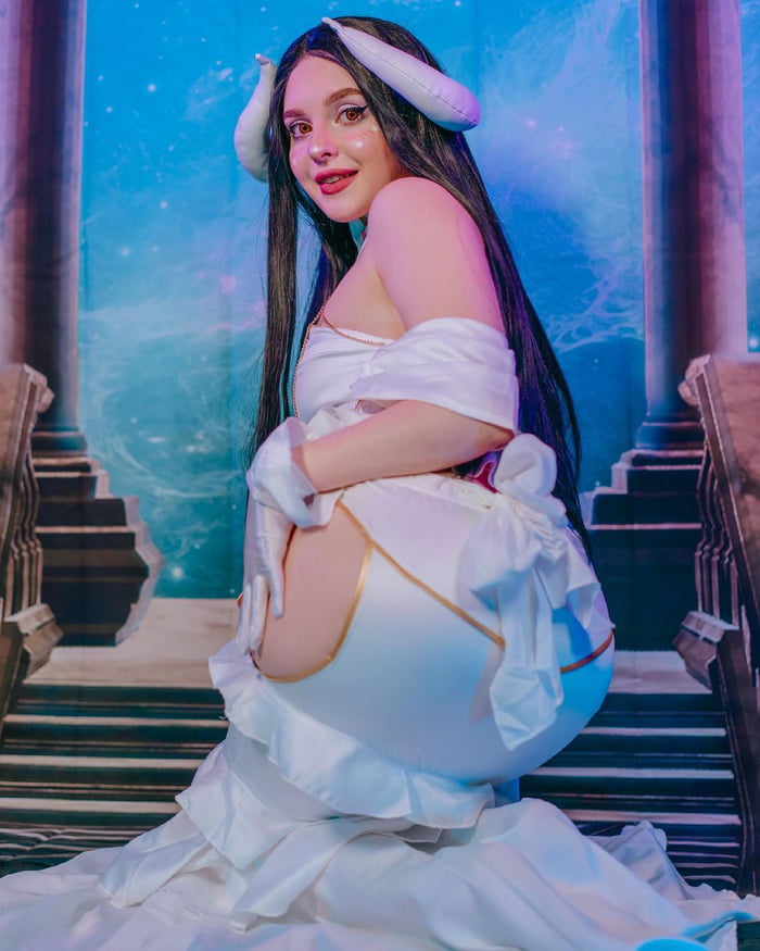 Littlewicked_cosplay as Albedo - 9GAG