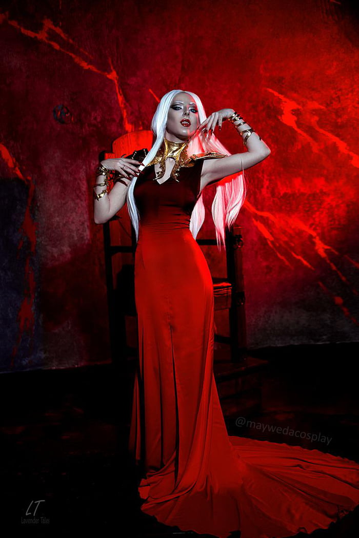 Carmilla | Castlevania cosplay by Mayweda - 9GAG