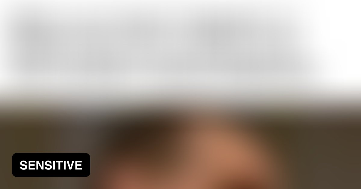 We need public fap rooms - 9GAG