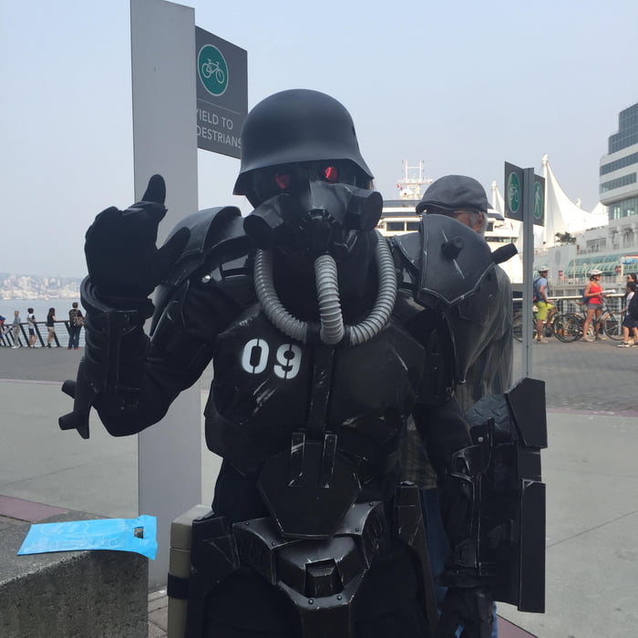 Awesome Wolfenstein cosplay that I saw at Anime Revolution 2017! - 9GAG