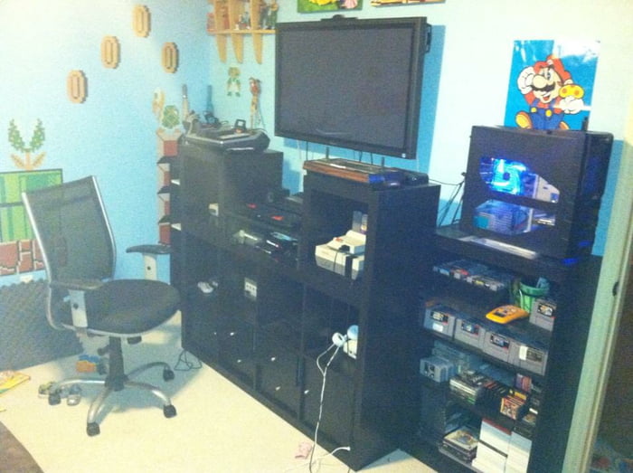 Rate my setup? PC and 10 different retro gaming consoles hooked up with ...
