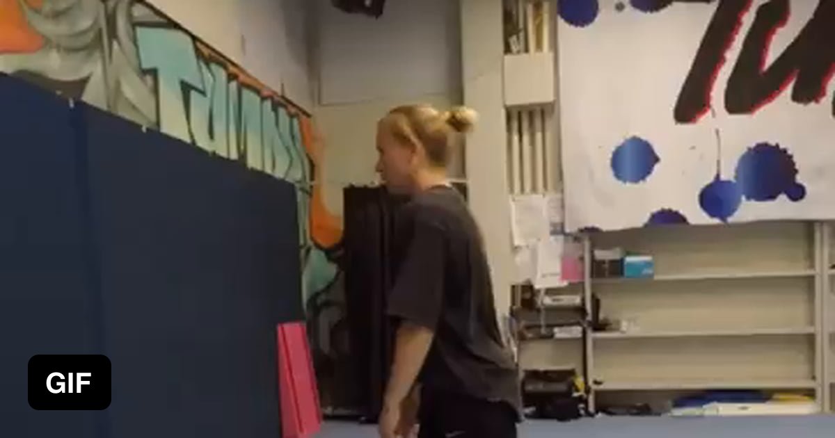 That deserves a high five - 9GAG