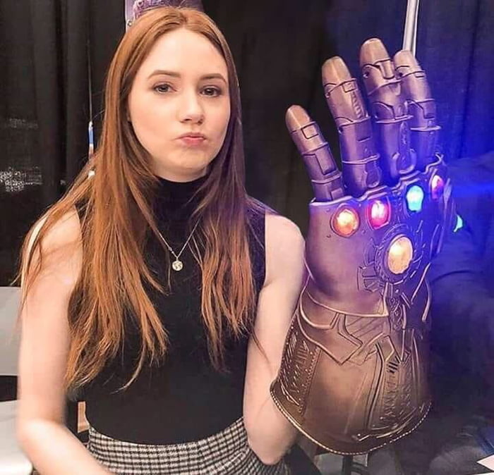 She can slap me with that gauntlet and I'll be thankful. - 9GAG