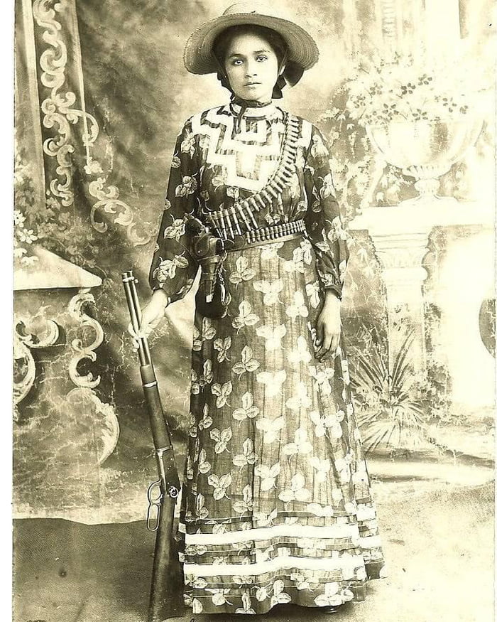 Mexico 1911, Zapatista Colonel Amparo Salgado. photographed by Sara ...