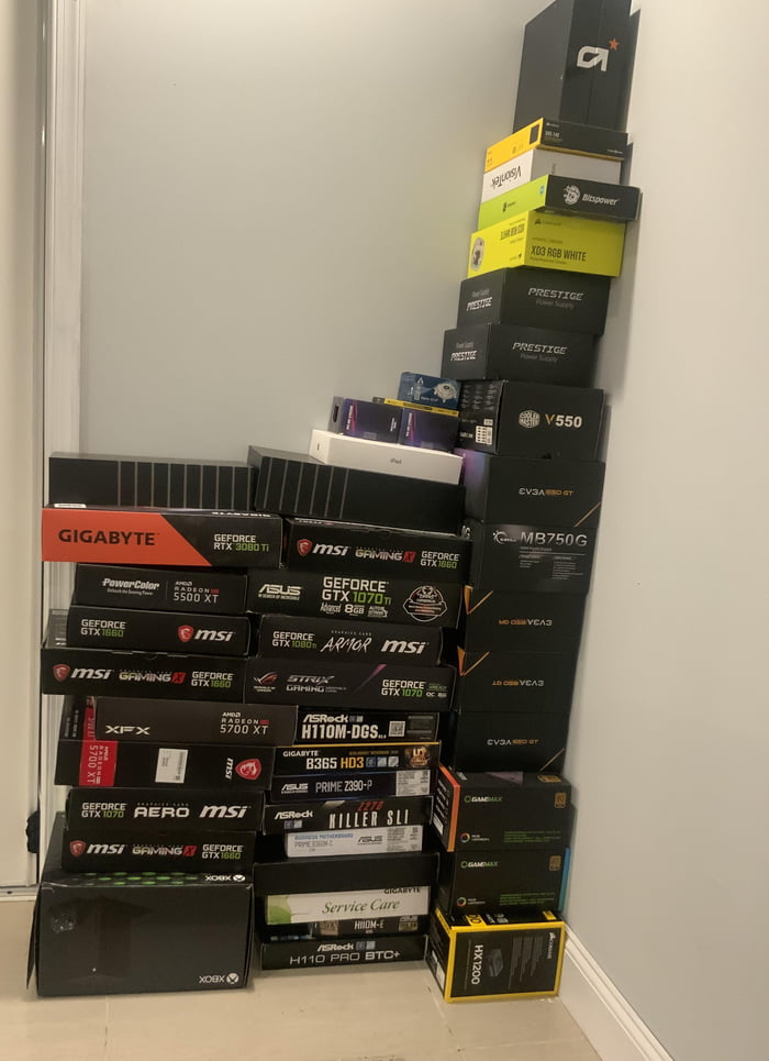 Anyone else save their boxes? - 9GAG