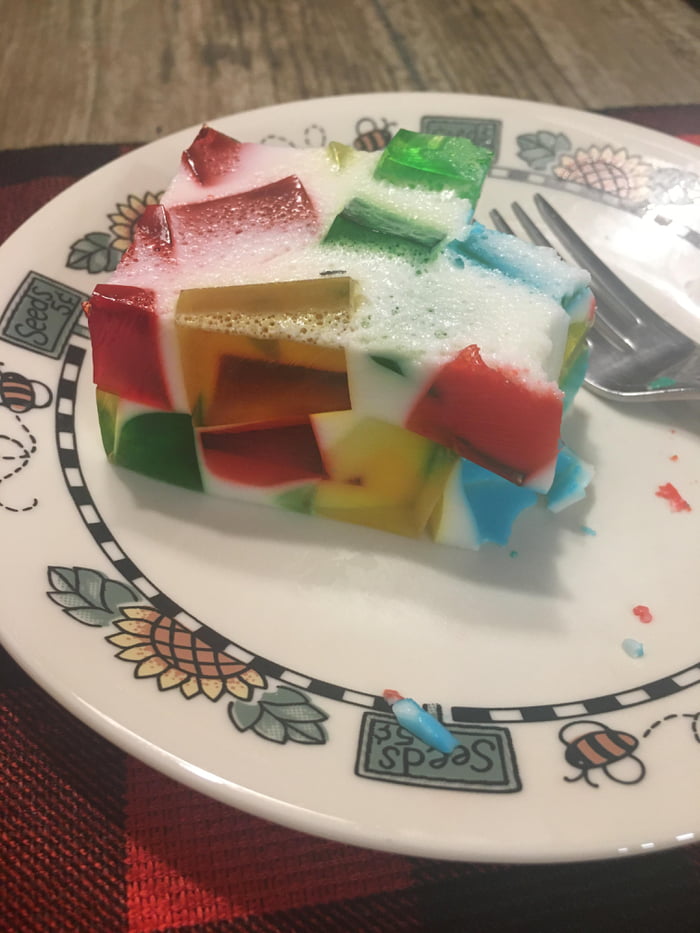 Stained glass jello bars for Christmas Eve. - 9GAG
