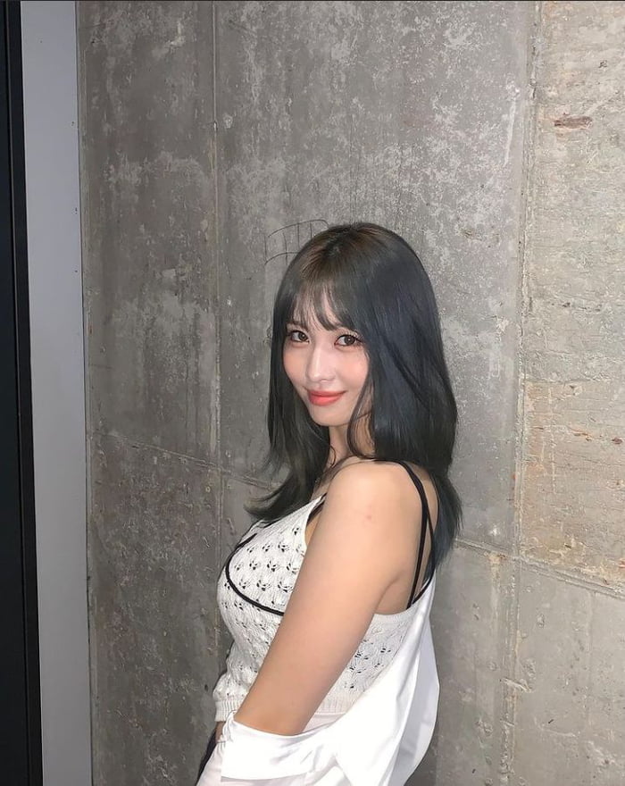 Momo 9gag