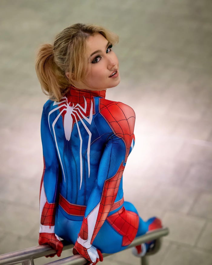Elena_strikes as Spider-Man - 9GAG