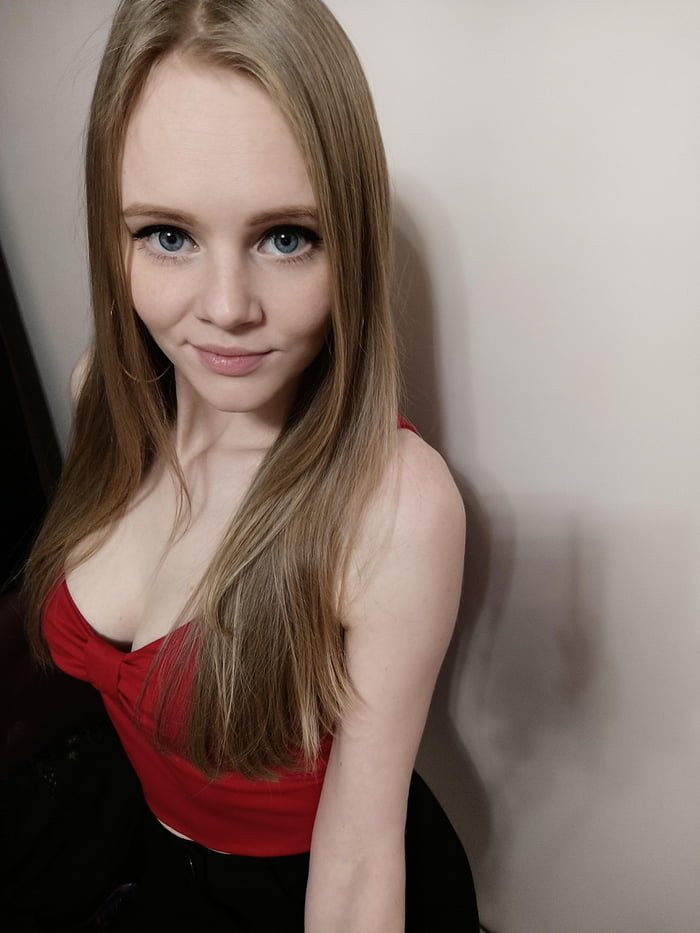 Look me in the eyes! - 9GAG