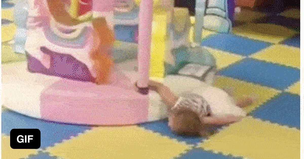 Little girl in a carousel - 9GAG