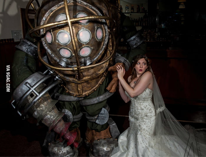 A bioshock themed wedding! - 9GAG