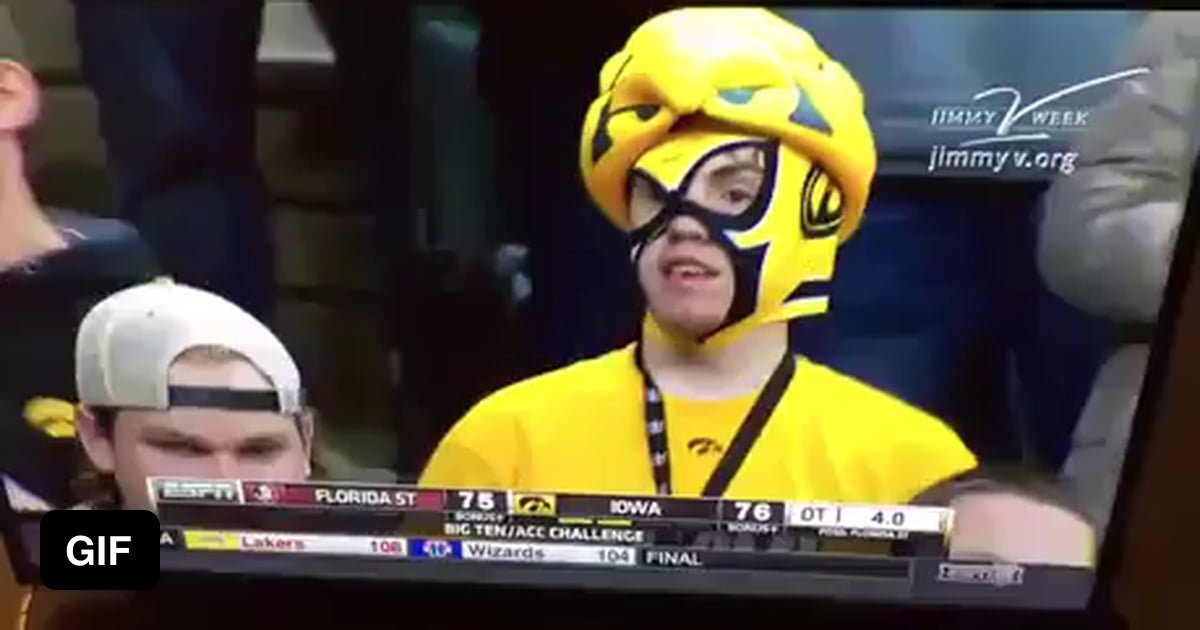 Why are people from Iowa this weird? - 9GAG