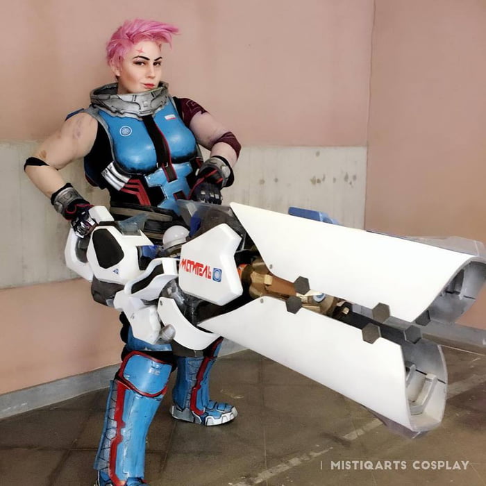 My Zarya Cosplay (gun by AIM weapon facility) - 9GAG