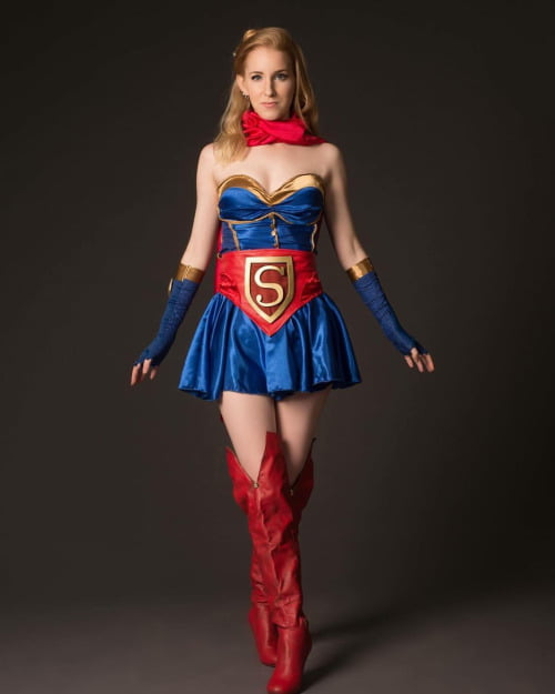 DC Bombshells Cosplay - 9GAG