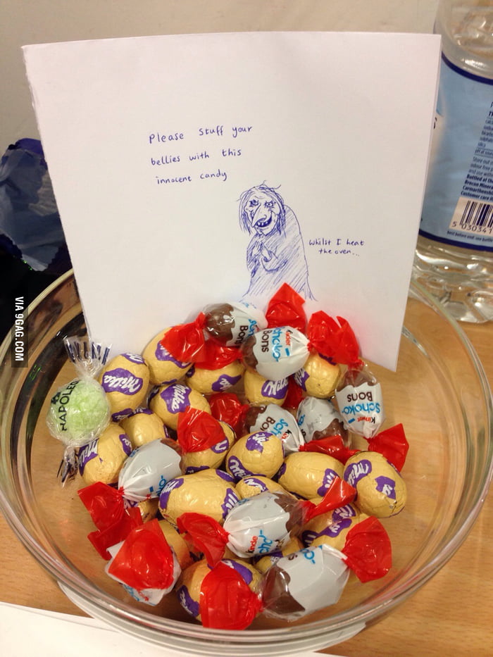 Delicious Yet Suspicious Gifts From a Coworkers Holiday... - 9GAG