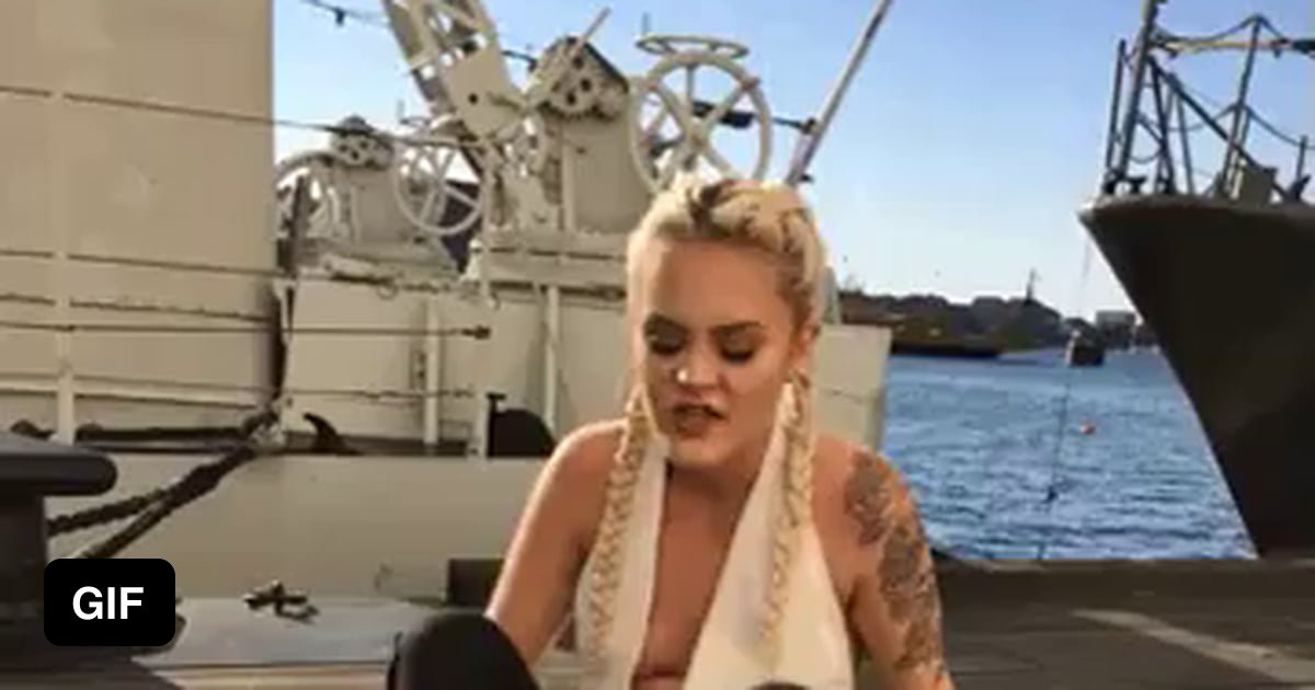 Another life taken by crack - 9GAG