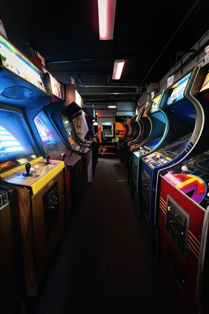 Nostalgia overload at this local arcade near Chicago that has over 900 ...
