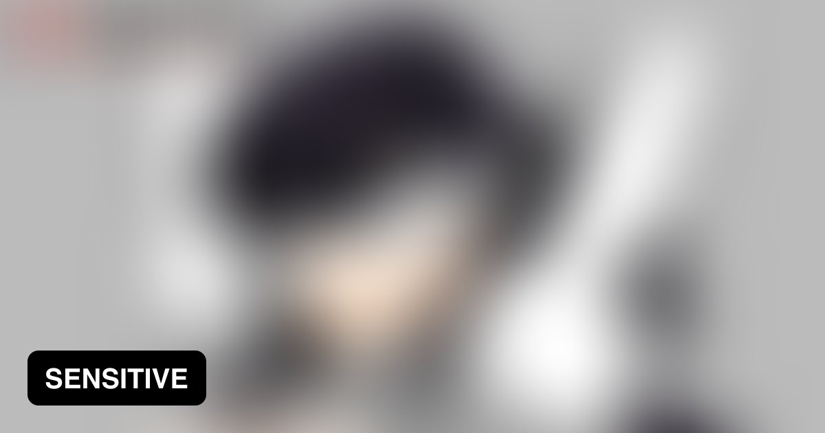 Komi dressed as 2B (By Hioyami) - 9GAG