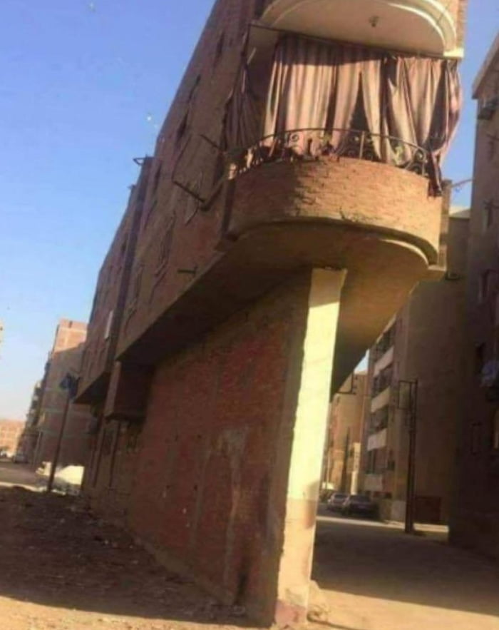 Want to build a house and you only have a small piece of land? No ...