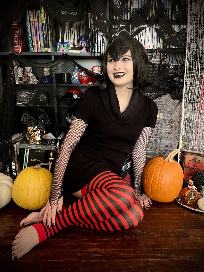 Mavis Dracula~ Best vampire goth girlfriend ^_^ - 9GAG