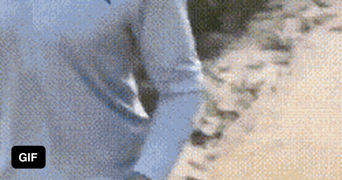 Get that bug off me ! - 9GAG