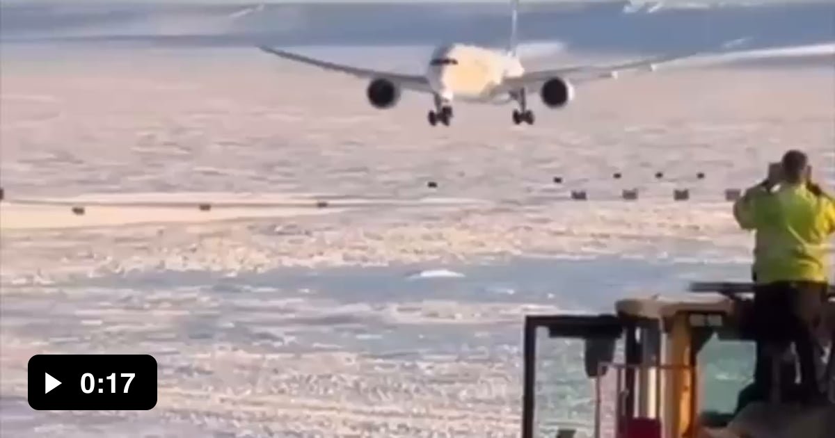 The first large aircraft in the history of flights to the continent landed in Antarctica. - 9GAG