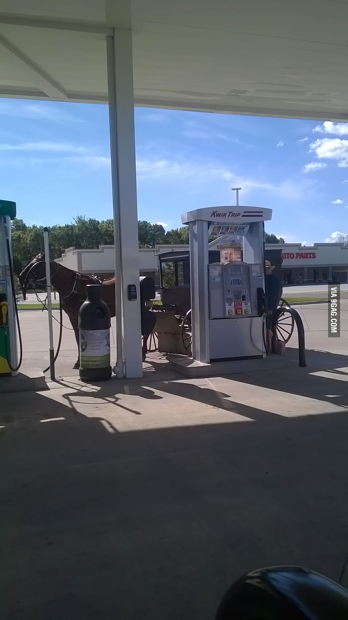 Wait a second...I'm confused - 9GAG